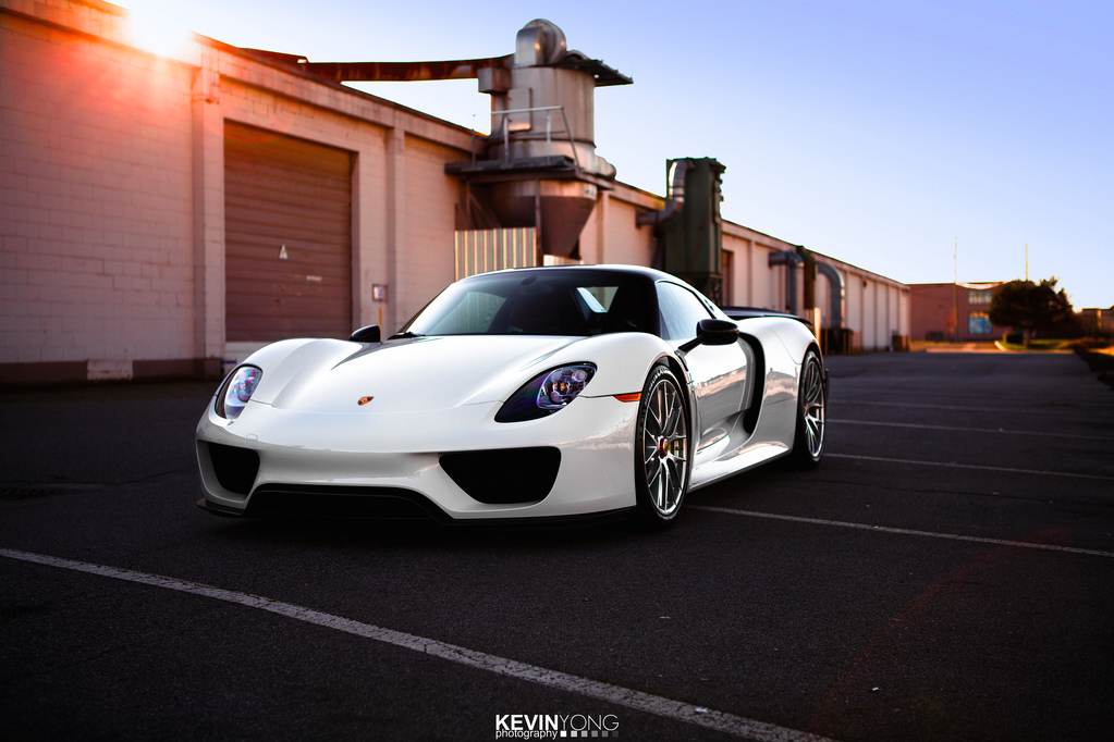 918 MKN (Canada) - #831/918 - Porsche 918 Spyder Registry